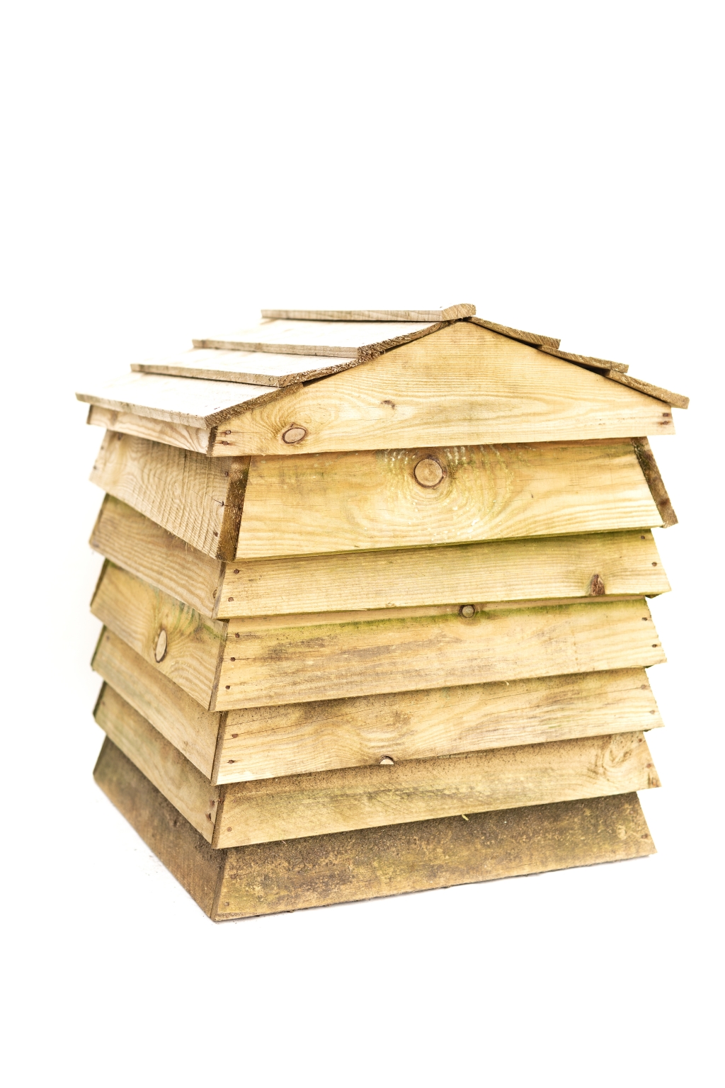 Beehive Compost Bin (H 0.71m, W 0.63m, D 0.6m) - The Gardens Group