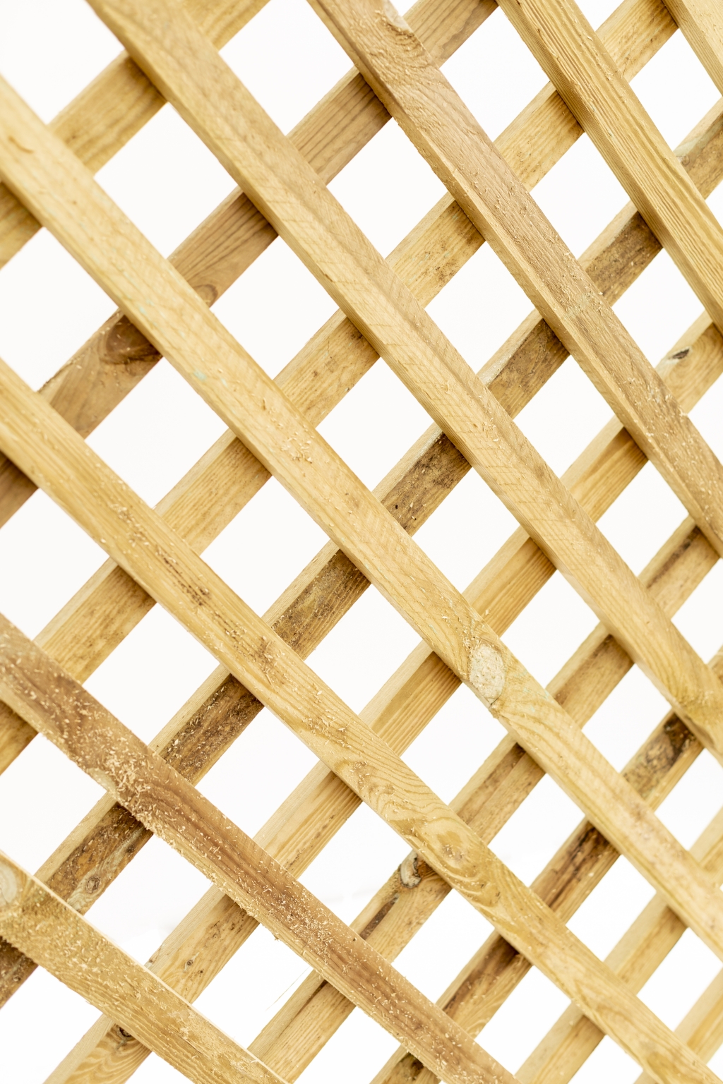 Heavy Duty Diamond Trellis (1.8m x 1.2m / 6ft x 4ft) - The Gardens Group